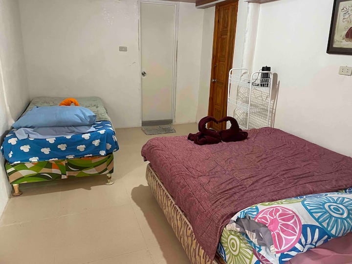 Mountain Home 2 - A Bedroom In The Mountains -