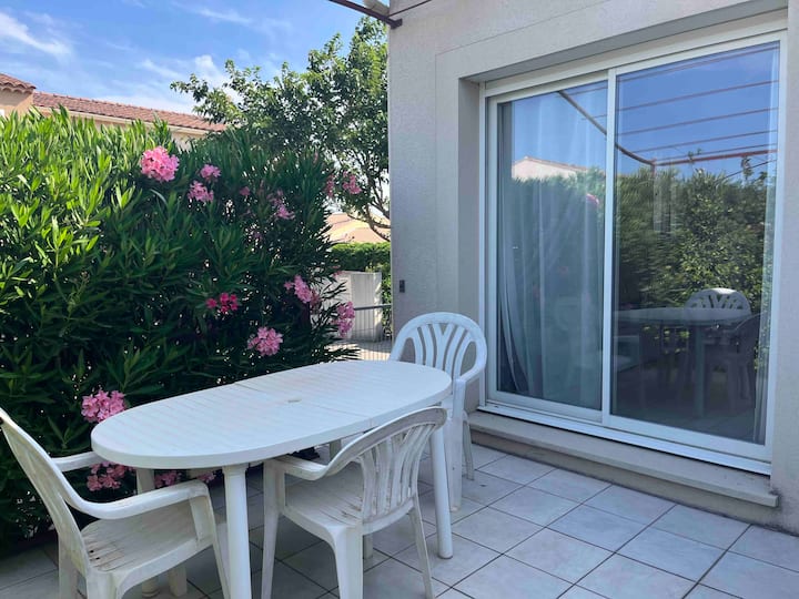 Maison Agréable Avec Jardin Et Terrasses - Vedène