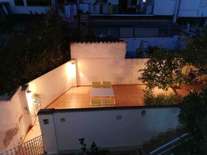 Great Courtyard In A Typical Mallorca’s House!!! - Palma