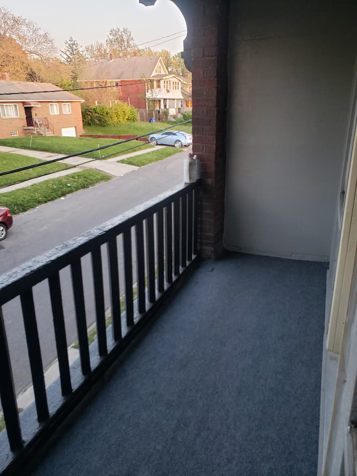 Apt 4: Entire 1 Bedroom In Cleveland - Cleveland, OH