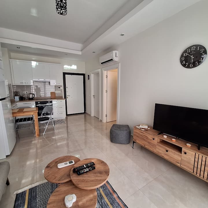 Pekný, úTulný, Apartmán S Dvoma Bazénmi - İncekum