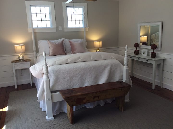 John Calvin Room - Holland, MI