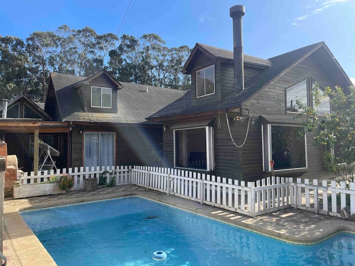 Casa C/piscina Privada Cerca A Playa El Canelo - El Quisco