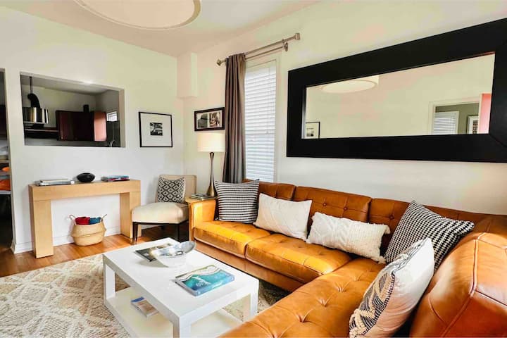 Walk To Broncos' Stadium-3 Br Contemporary Home! - Washington Park - Denver