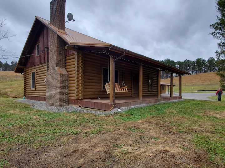 Log Cabin In Jackson County, Possum Holliow Cabins - Lake Alma State Park, Wellston