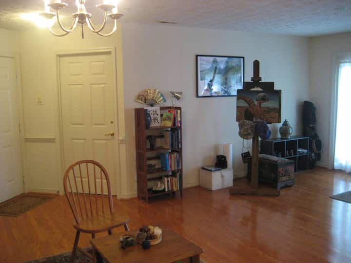 1 Br In 3 Br Condo/apartment - Abingdon, MD
