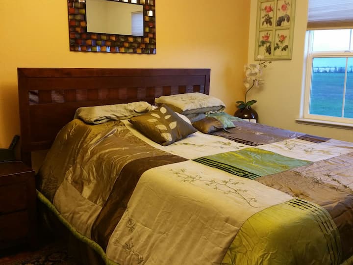 Sherry’s Ca King Master Bedroom - Morgan Hill, CA
