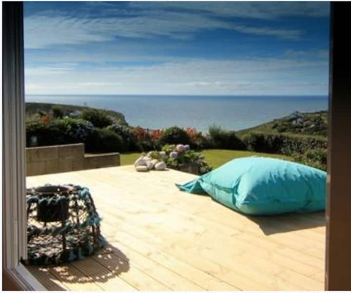 The Crab Pot, Stunning Views Of Porthtowan Sleeps6 - Porthtowan