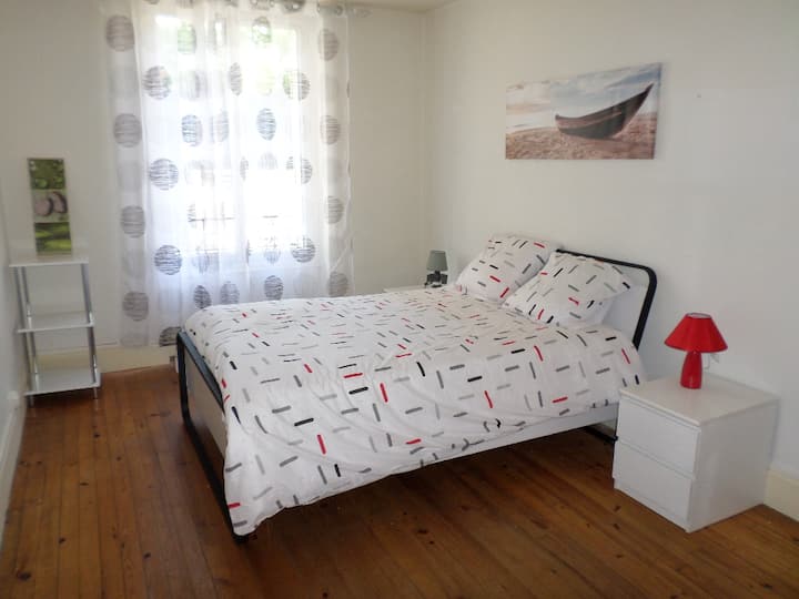 F2, 55m2+patio,rez Dech, Proche Parcs,fibre Optiqu - Vichy