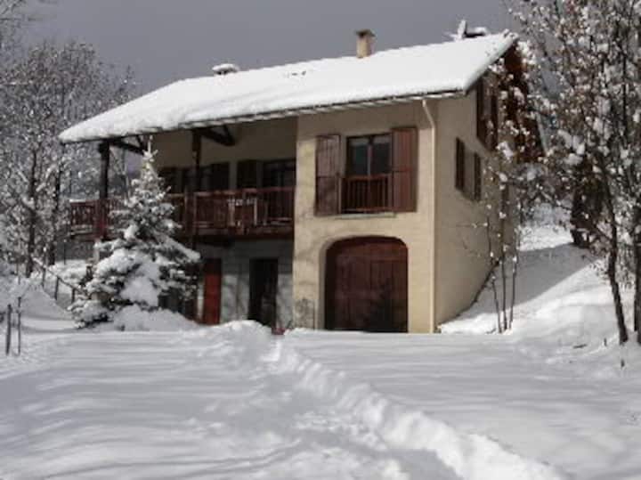 Studio Au Rez De Jardin De Ma Maison. - Vallouise