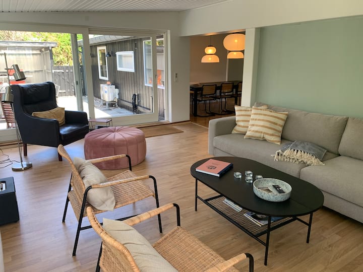 Smagfuld Feriebolig, Nordisk Stil, Nær Godhavn St. - Denmark