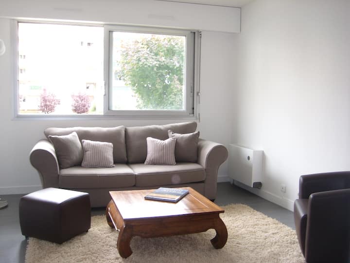 Clichy - Beau 2p - 4 Pers - Parking - Asnières-sur-Seine