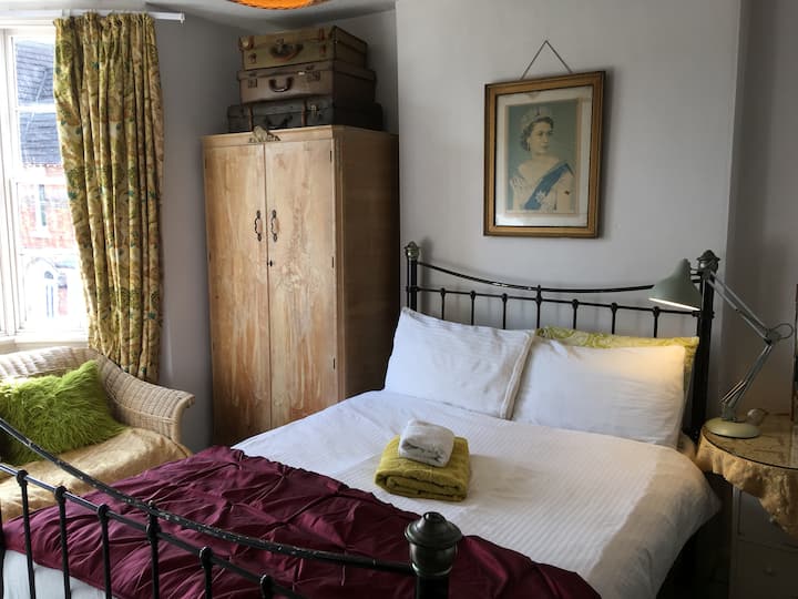 Pretty Vintage Room In Georgian Town House - Bedford