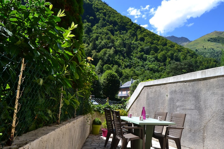Appartement T2 Centre De Cauterets Avec Terrasse - Cauterets