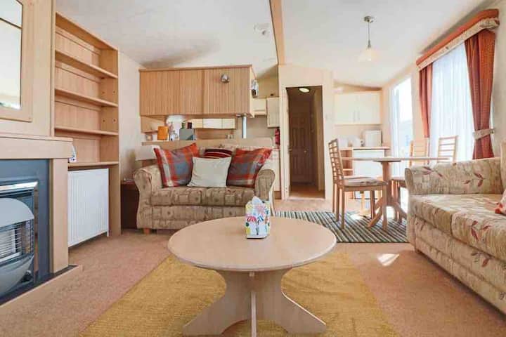 Superb 2 Double Bedroomed Chalet With Parking - 