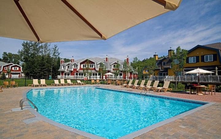 Great House At ‘Borealis’ Near The Village - Mont-Tremblant