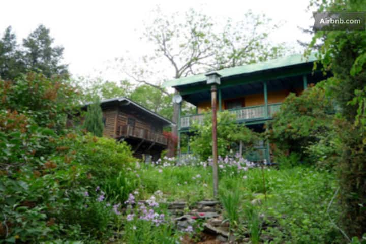 Historic Train Station Cottages - Ithaca, NY