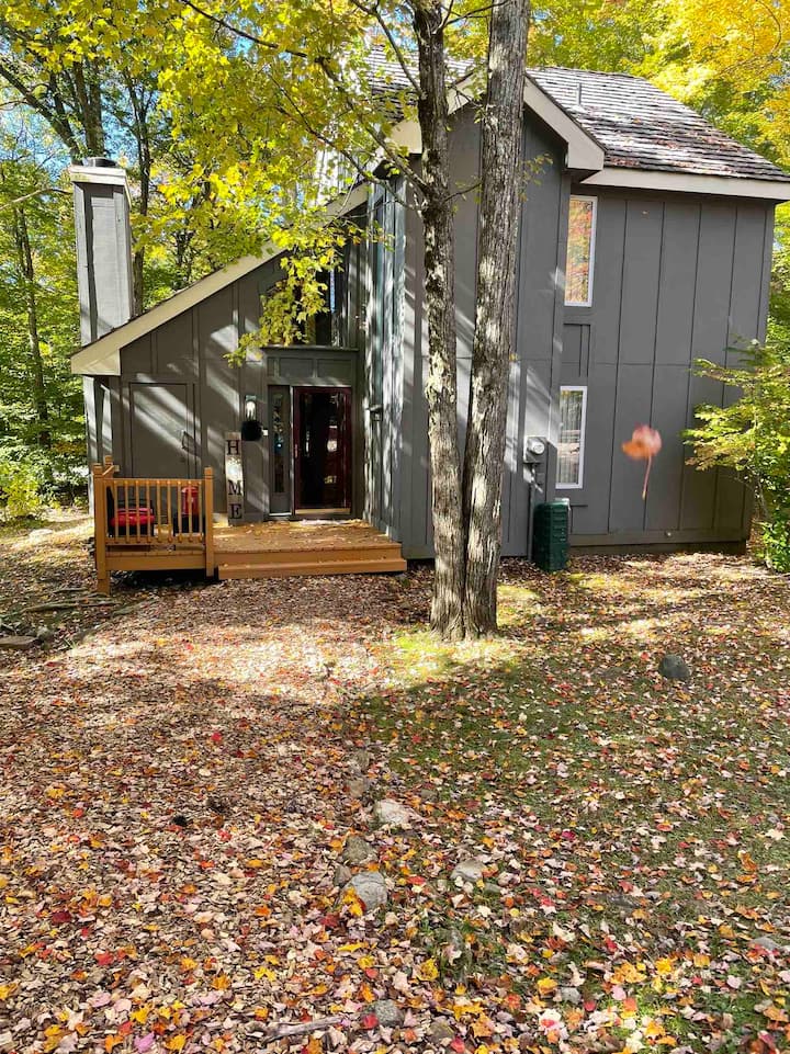 Cozy Getaway On Jackfrost Mnt And Golf Course - Arrowhead Lake, PA