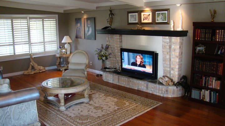 Beautiful, Relaxing Home On The River. - Lakeshore