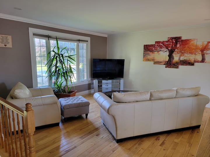 Cornwall Vacation Rentals & Homes - Ontario, Canada | Airbnb