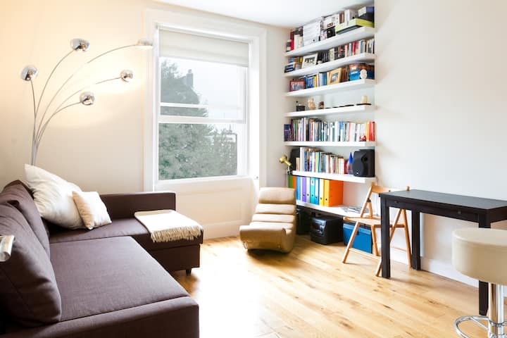 Comfy Room In Marvellous Maida Vale - London