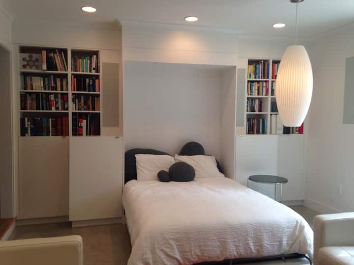 Modern Suite With Private Entrance & Bathroom - San Francisco, CA