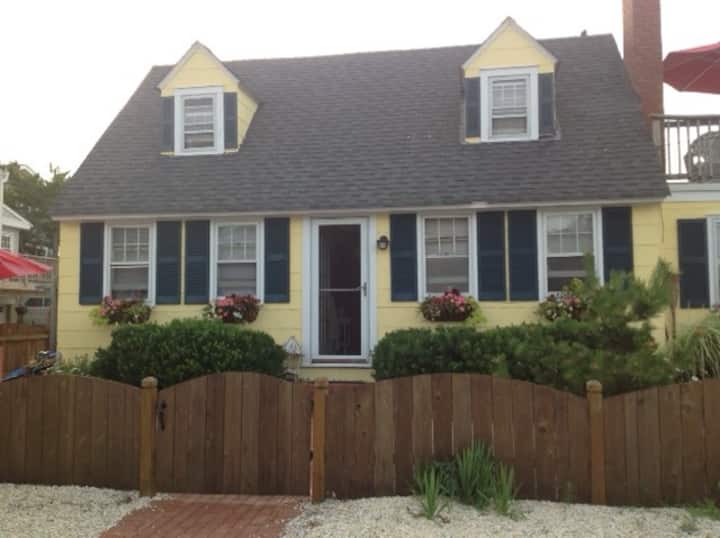 Classic Beach House - Beach Haven, NJ