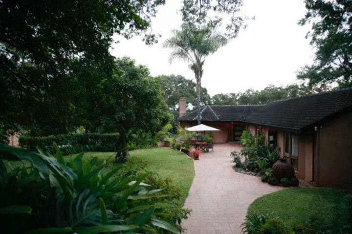 Lewisam House - Zimbabwe