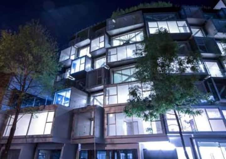 Your Cozy Spot Near Reforma, Juarez, 2b Apartment - Mexico City International Airport (MEX)