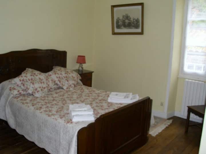 Chambre Meublée Chez L'habitant - Confolens