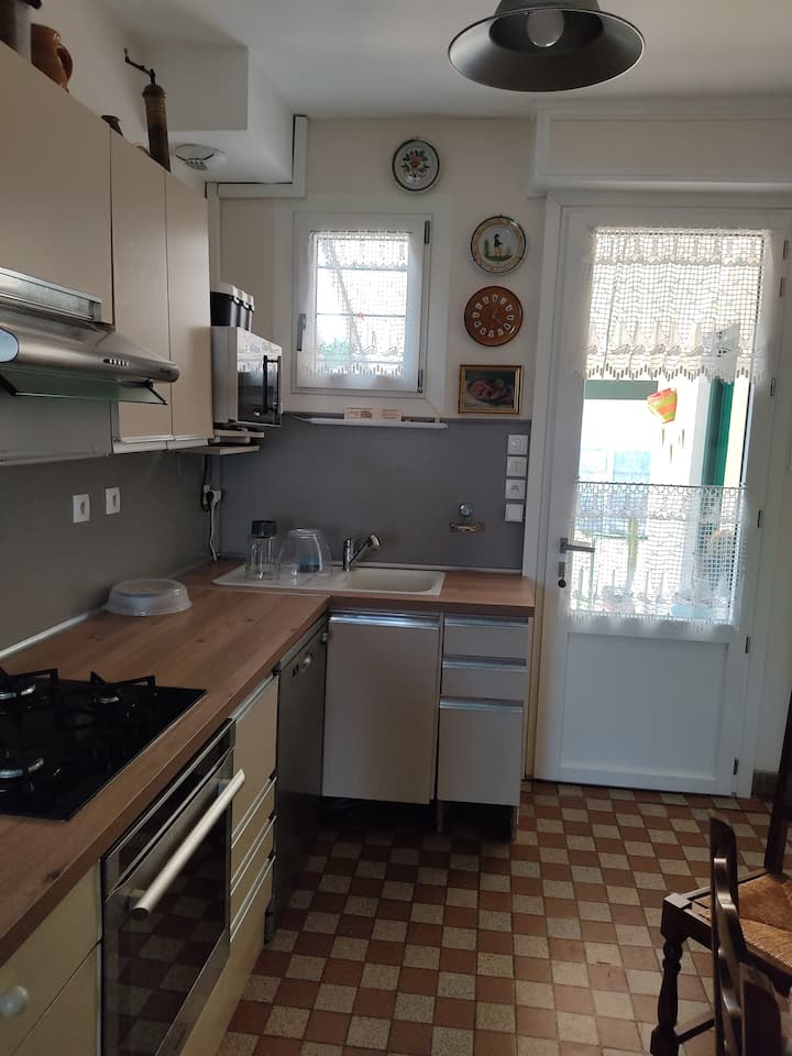 Ch Au Calme Petit Déjeuner Inclus - Mérignac