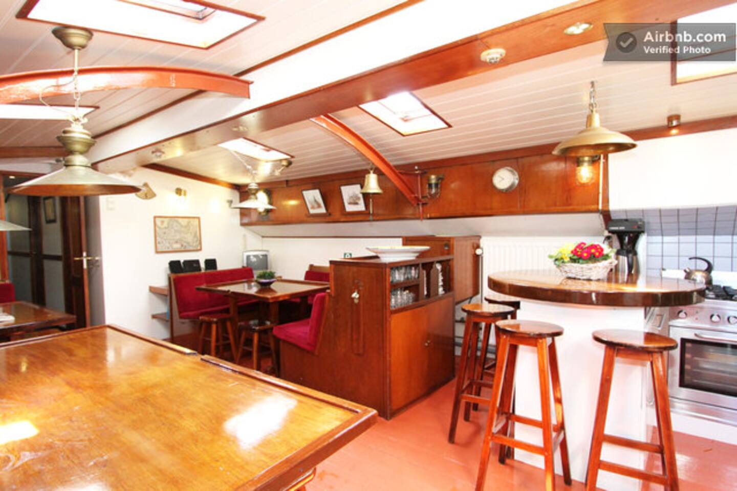 Plan a Bachelor Party in Amsterdam (2024 Guide)