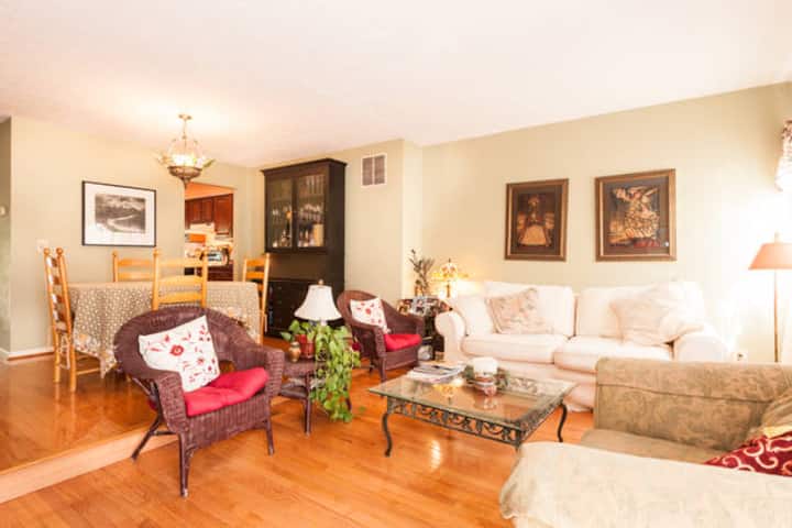 Townhome-fairfax/reston/chantilly/fair Oaks - Fairfax, VA