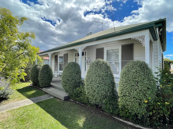 Gorgeous, Cosy Cottage... Inner City Location ! - Aberdeen