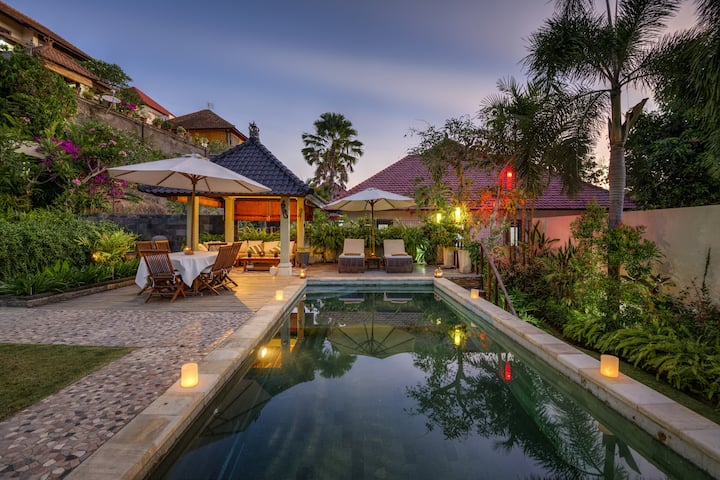 Luxury Villa With Tropical Garden -Uluwatu - Uluwatu
