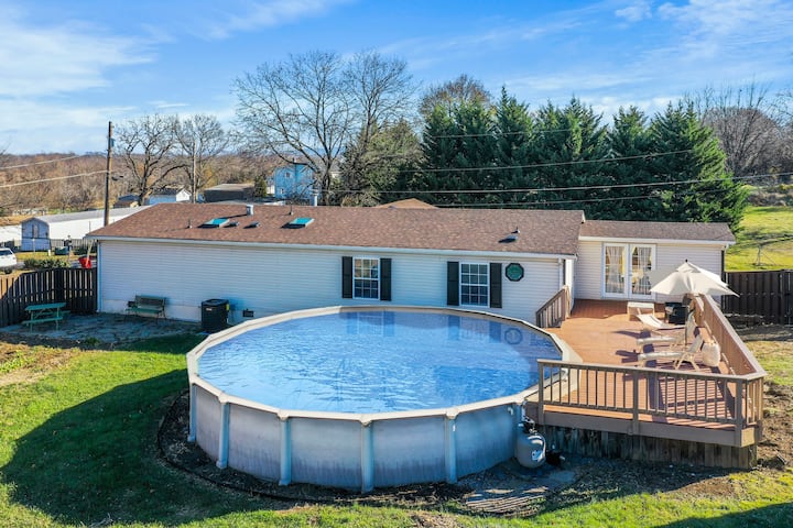 Queen Bees Honey Hive - Shepherdstown, WV