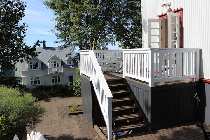 B-14 Ocean View Apartment - Islândia