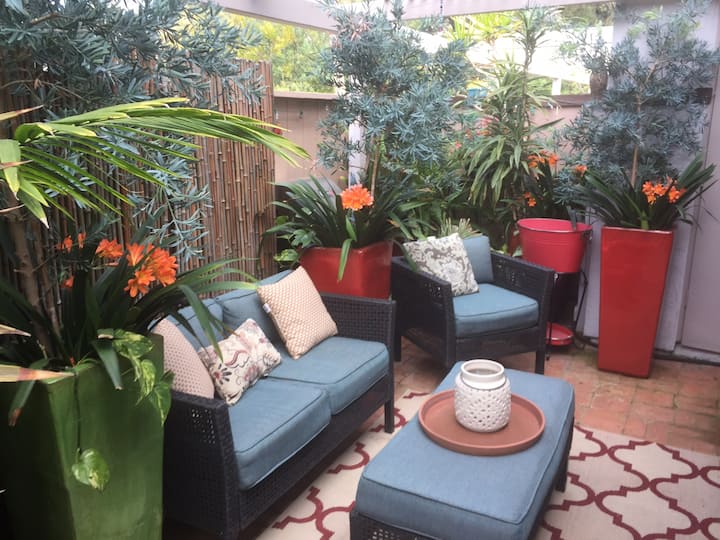 Spa Retreat Condo Near Eastgate Tech Park - Del Mar, CA