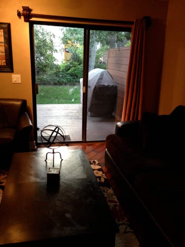 Stunning, Remodeled, 3-bdrm, 3-bath Townhouse! - Boulder, CO