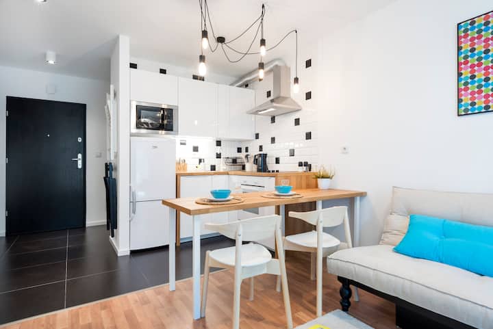 Modern Apartment Near Vistula River - Krakow