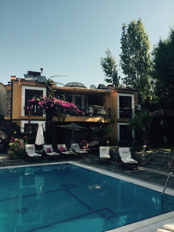 The Olive Tree Studios - Adults Only - Олюдениз