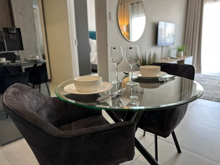 Mikeys Place 93 On New 2bed2bath With Fibre - Midrand