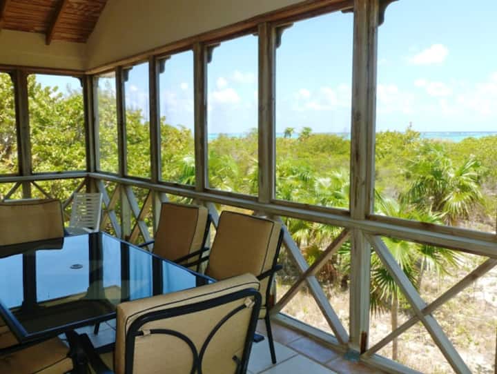 Pajeekigo Cottage - Turks and Caicos Islands