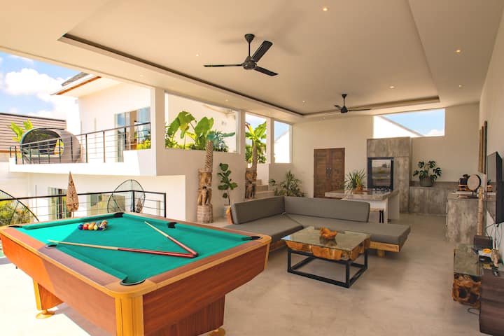 3br Villa Pool & Billiard – Beachside Ricefield - Bali