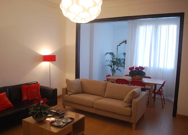 Big Apartment Next To La Pedrera - Barcelona