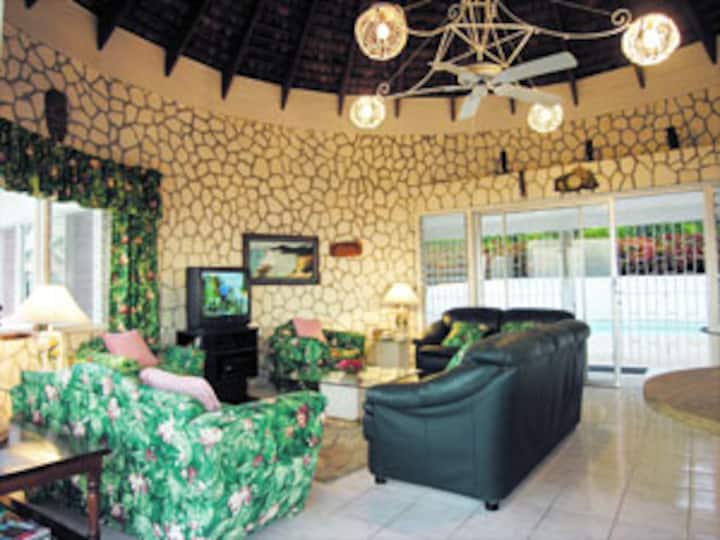 High View Villa - Montego Bay