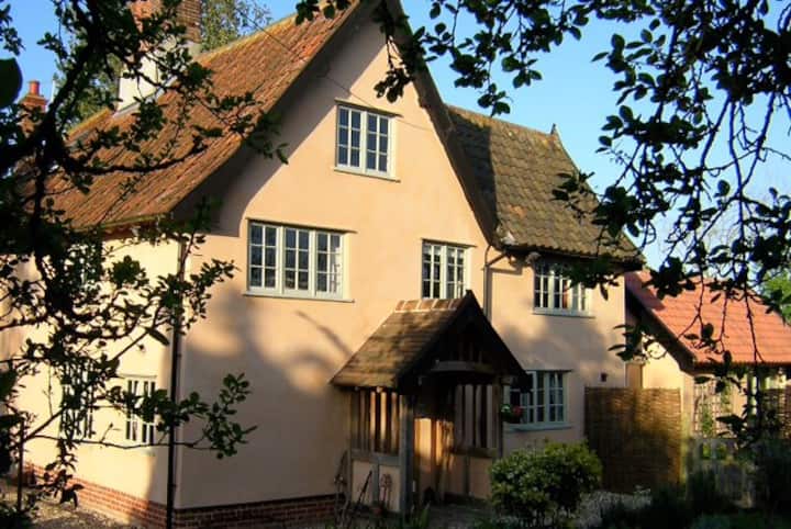 Camomile Cottage B&b - Elm Room - Diss