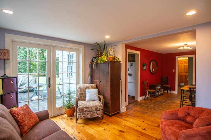 Cottage In Downtown Mystic - Stonington, CT