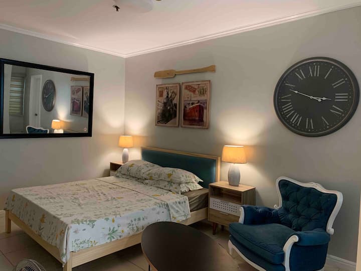 Newly Renovated Cozy Studio In Central Makati - Makati