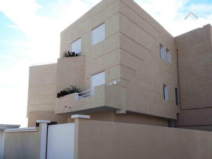 Une Villa A 10minutes De La Plage + Piscine - Nabeul